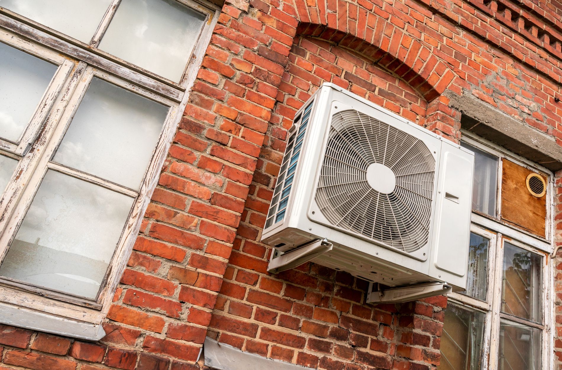 Emergency AC Service: Fast and Reliable Solutions
